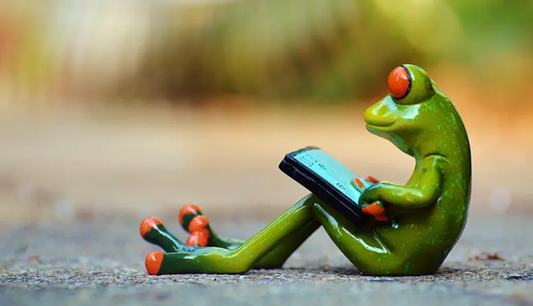 Stunde 40. Spielst du gern Fußball? • Ти любиш грати у футбол?