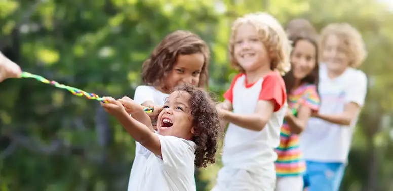 Stunde 7. Schulveranstaltungen • Позакласні заходи у школі